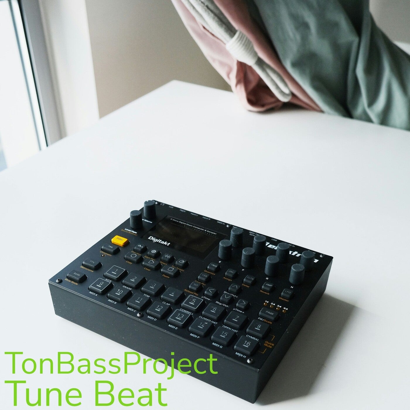 TonBassProject - Tune Beat (Radio Edition) [iM Electronica] | Music ...