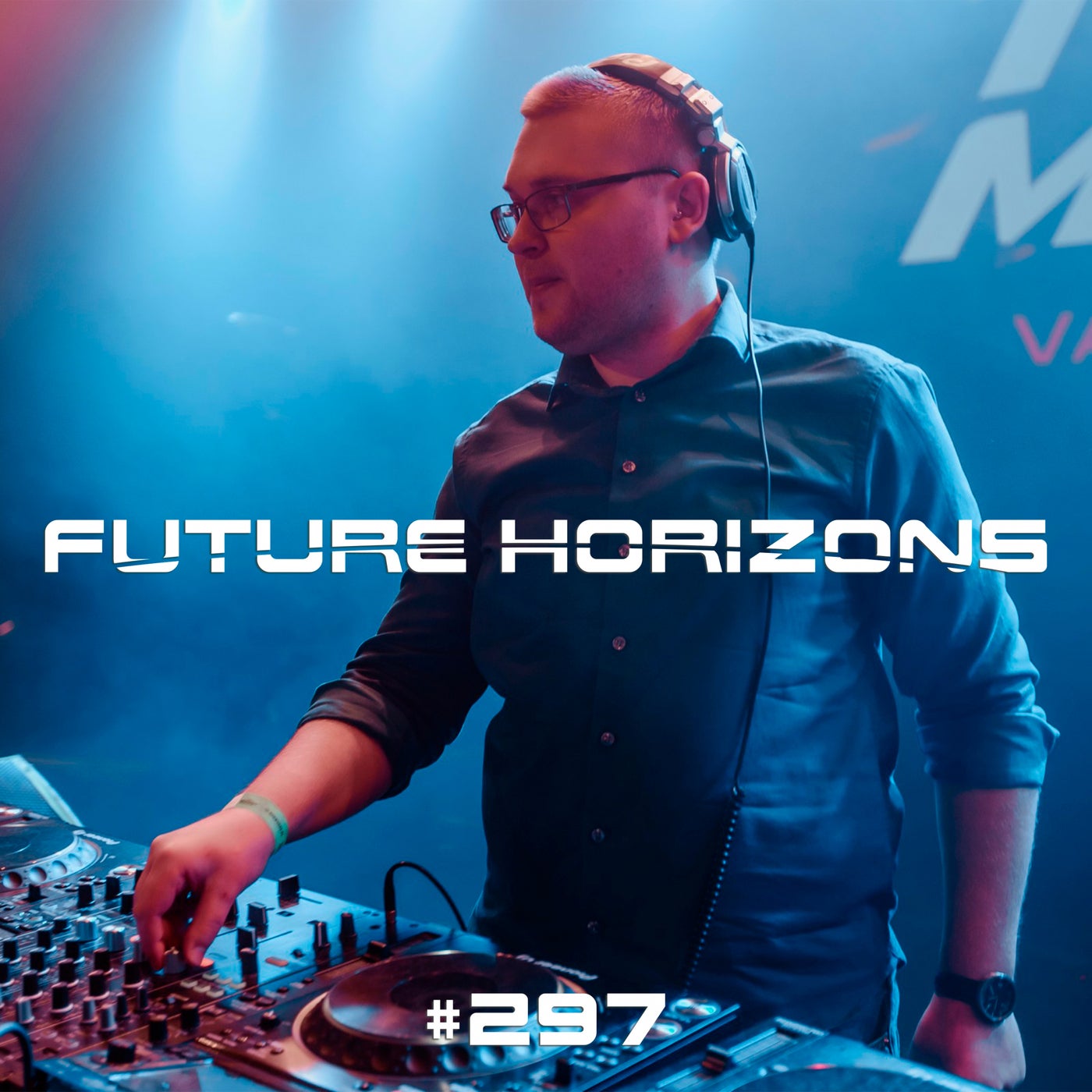 Tycoos, Steve Brian, Michael Jo, Enzo, Christina Novelli, Beatsole, Eximinds, Abstract Vision ...
