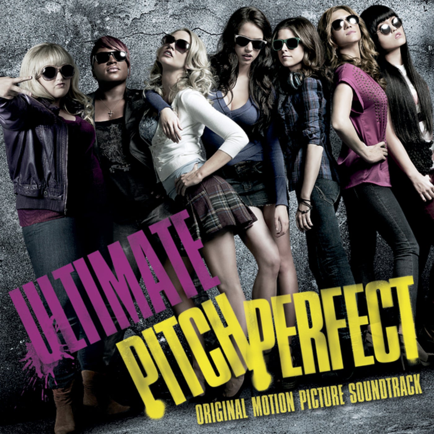Anna Kendrick, The Treblemakers, The Outfit, Ester Dean, Skylar Astin ...