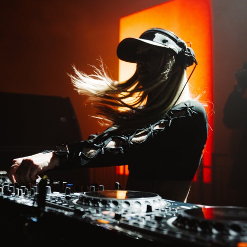 CLOSE TO ME - TOP 12 Chart by Natty Lou on Beatport | Music Download ...
