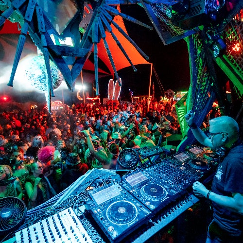 Doc Martin's Music for Dancefloors Chart by Doc Martin on Beatport ...