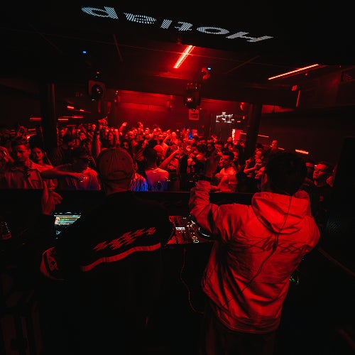 Back Up Chart Chart by HotLap on Beatport | Music Download & Streaming ...