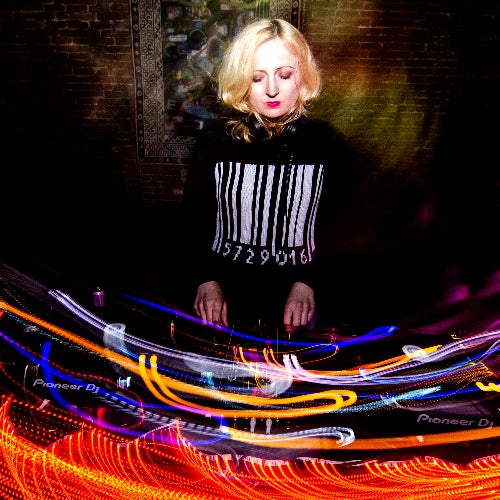 NEW YEAR PICKS Chart by Laydee V on Beatport | Music Download ...